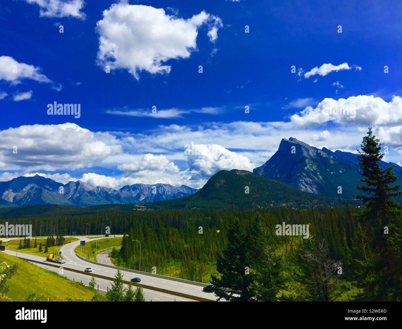 Banff National Park, Rimrock Hotel outdoor patio, Banff, Alberta ...