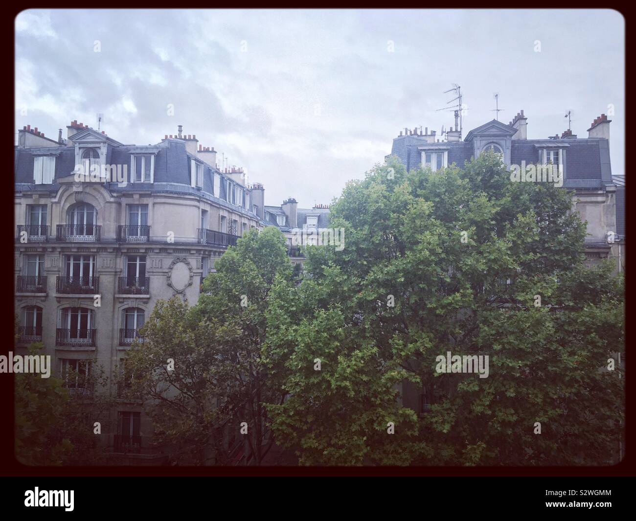 Paris balcony view hi-res stock photography and images - Alamy