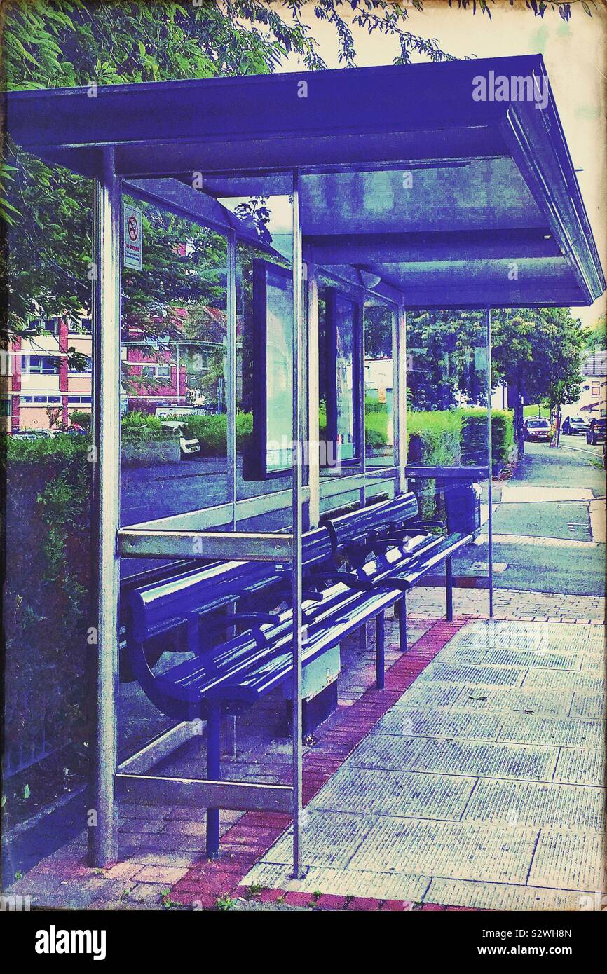 Empty bus stop hi-res stock photography and images - Alamy