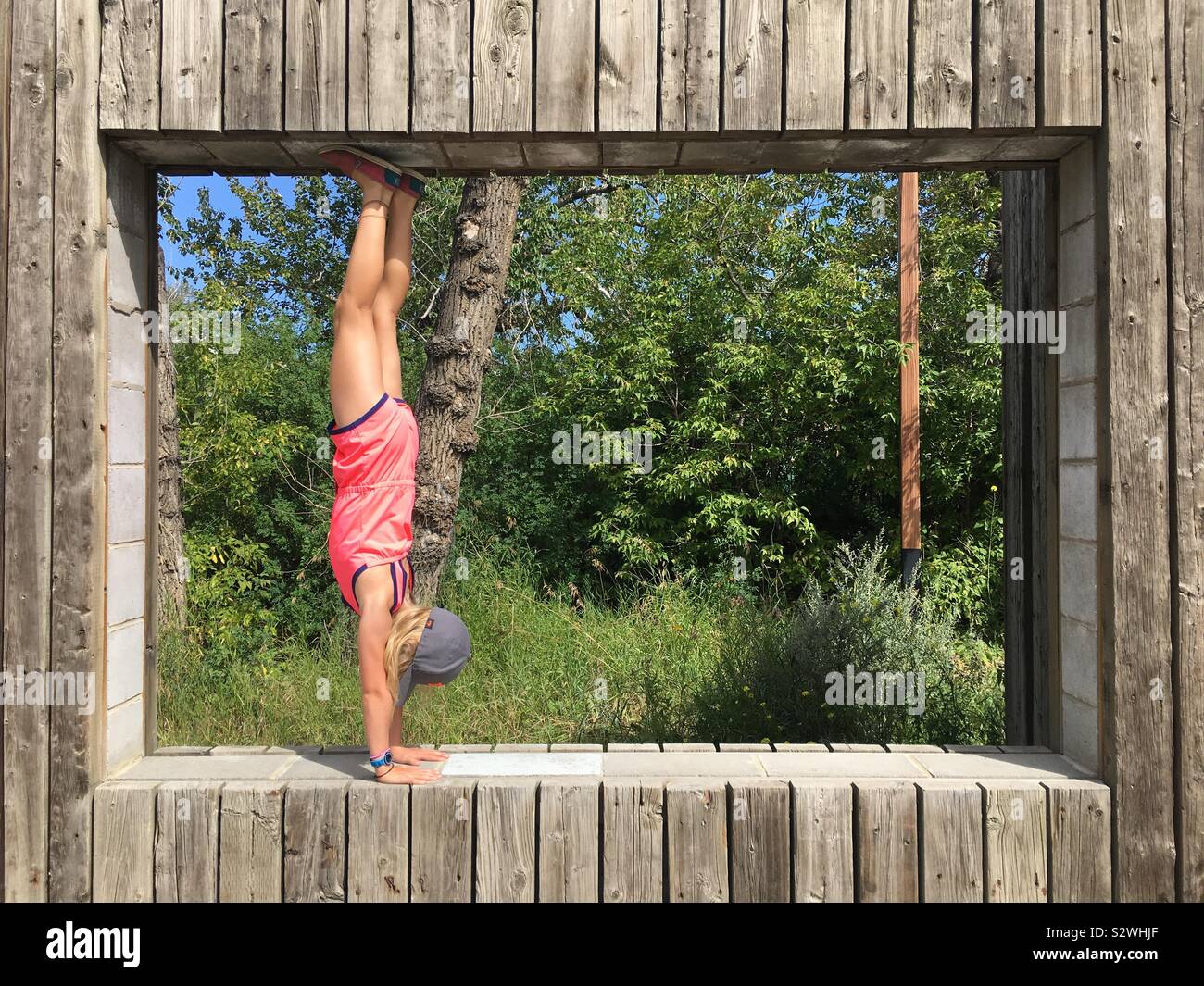 Outdoor frame hi-res stock photography and images - Alamy