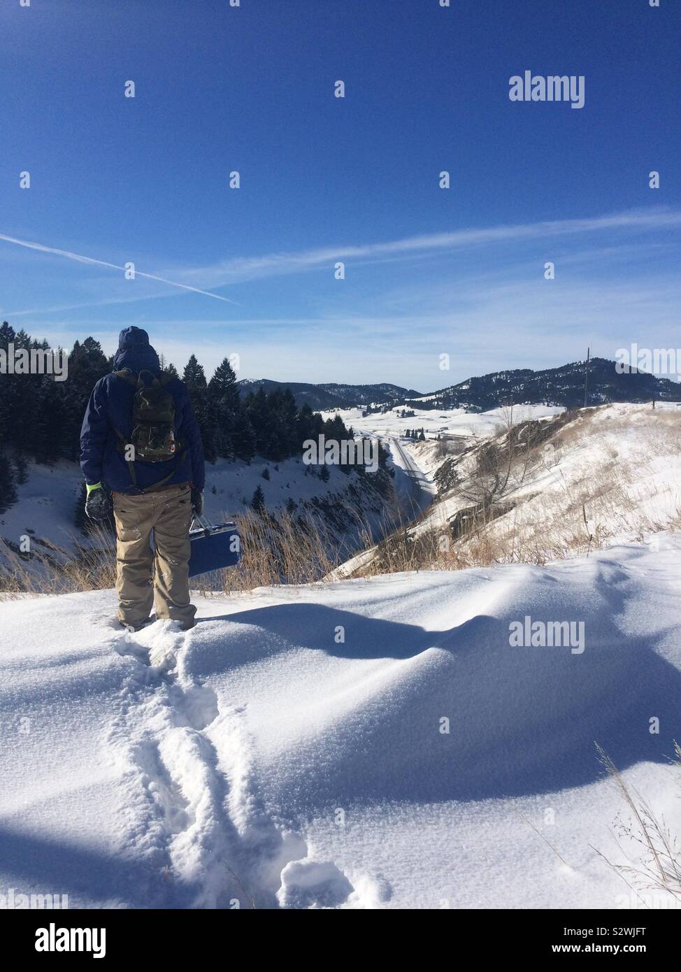 Explore valley hi-res stock photography and images - Alamy