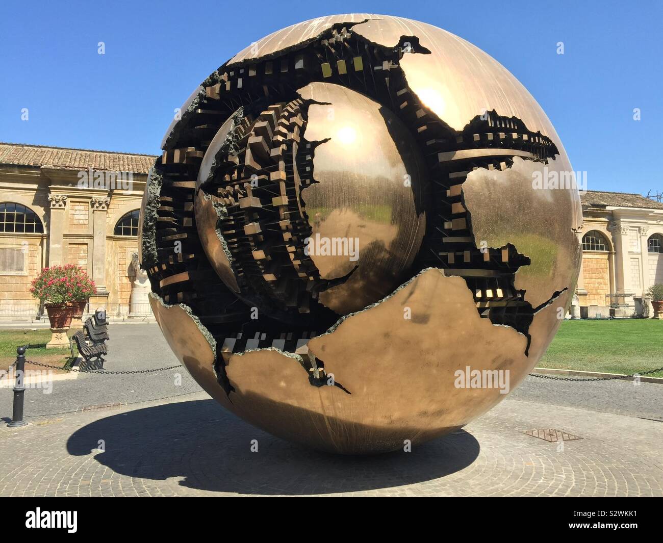 The Sphere Sculpture Stock Photos & The Sphere Sculpture Stock Images ...