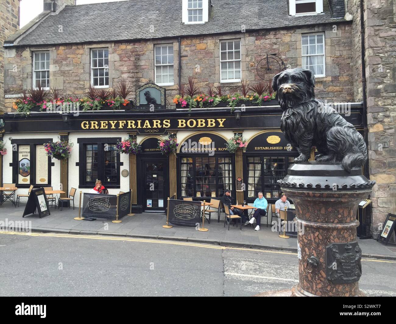 Greyfriars Bobby Pub High Resolution Stock Photography and Images - Alamy