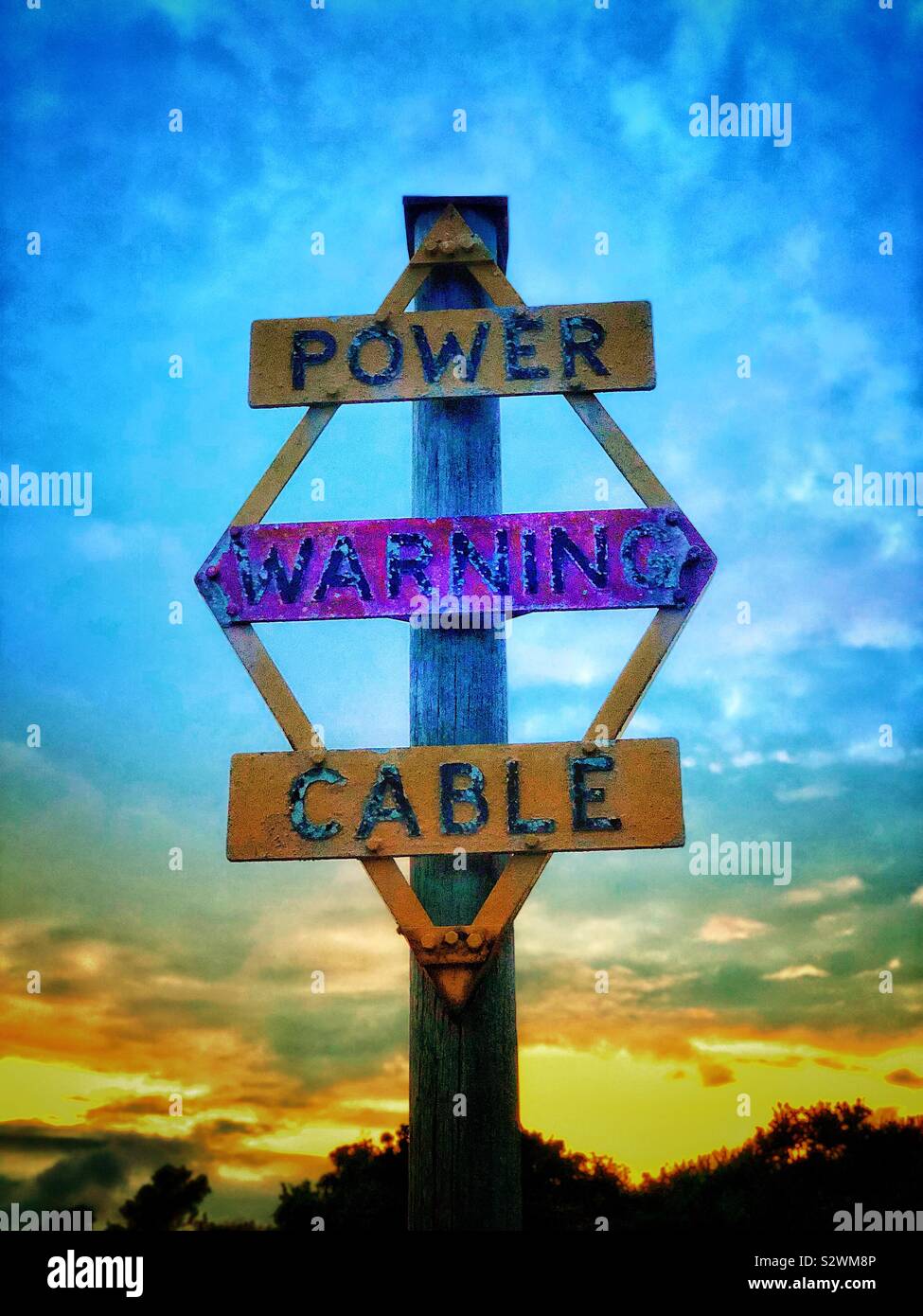 Cable warning sign hi-res stock photography and images - Alamy