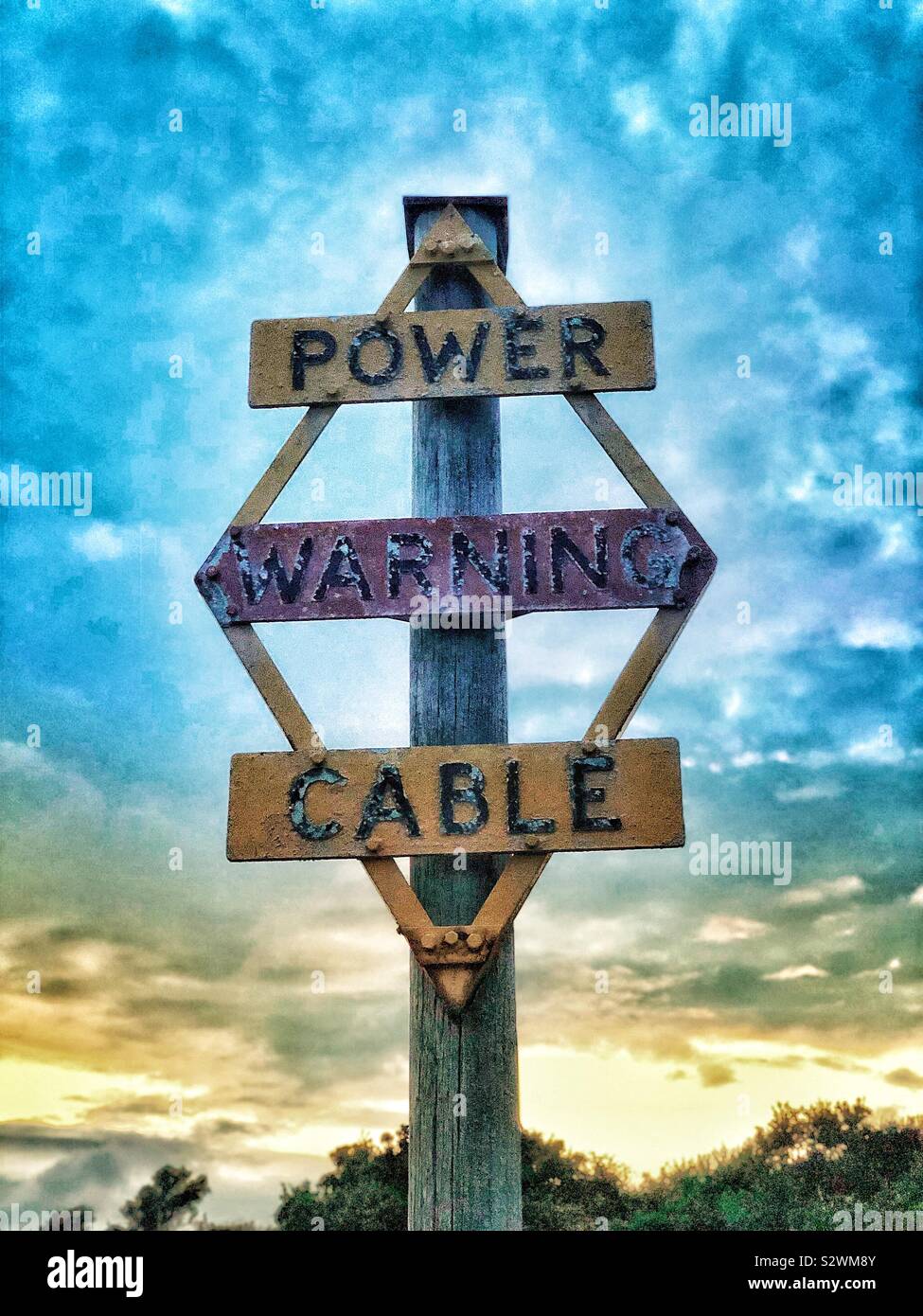 Cable warning sign hi-res stock photography and images - Alamy
