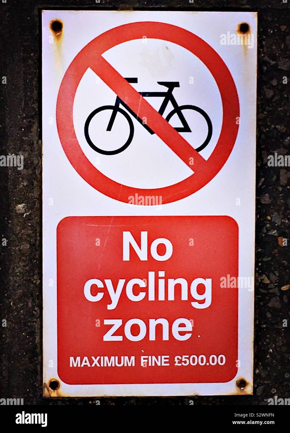 Riding bike no bikes hi-res stock photography and images - Alamy