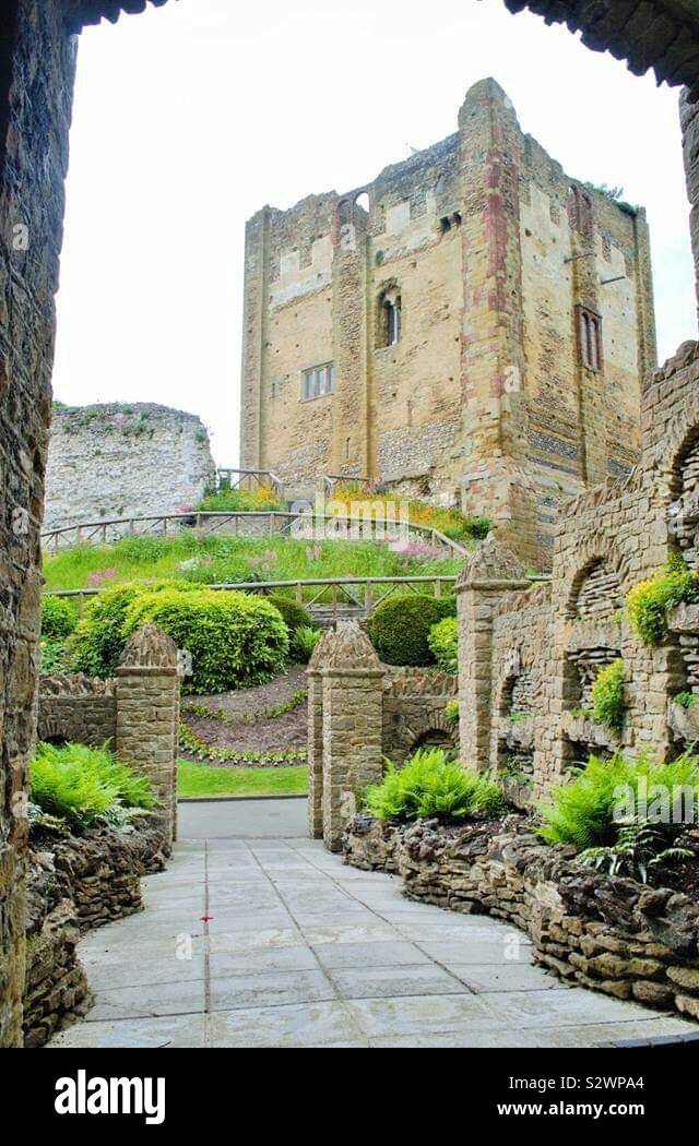 Guildford buildings hi-res stock photography and images - Alamy