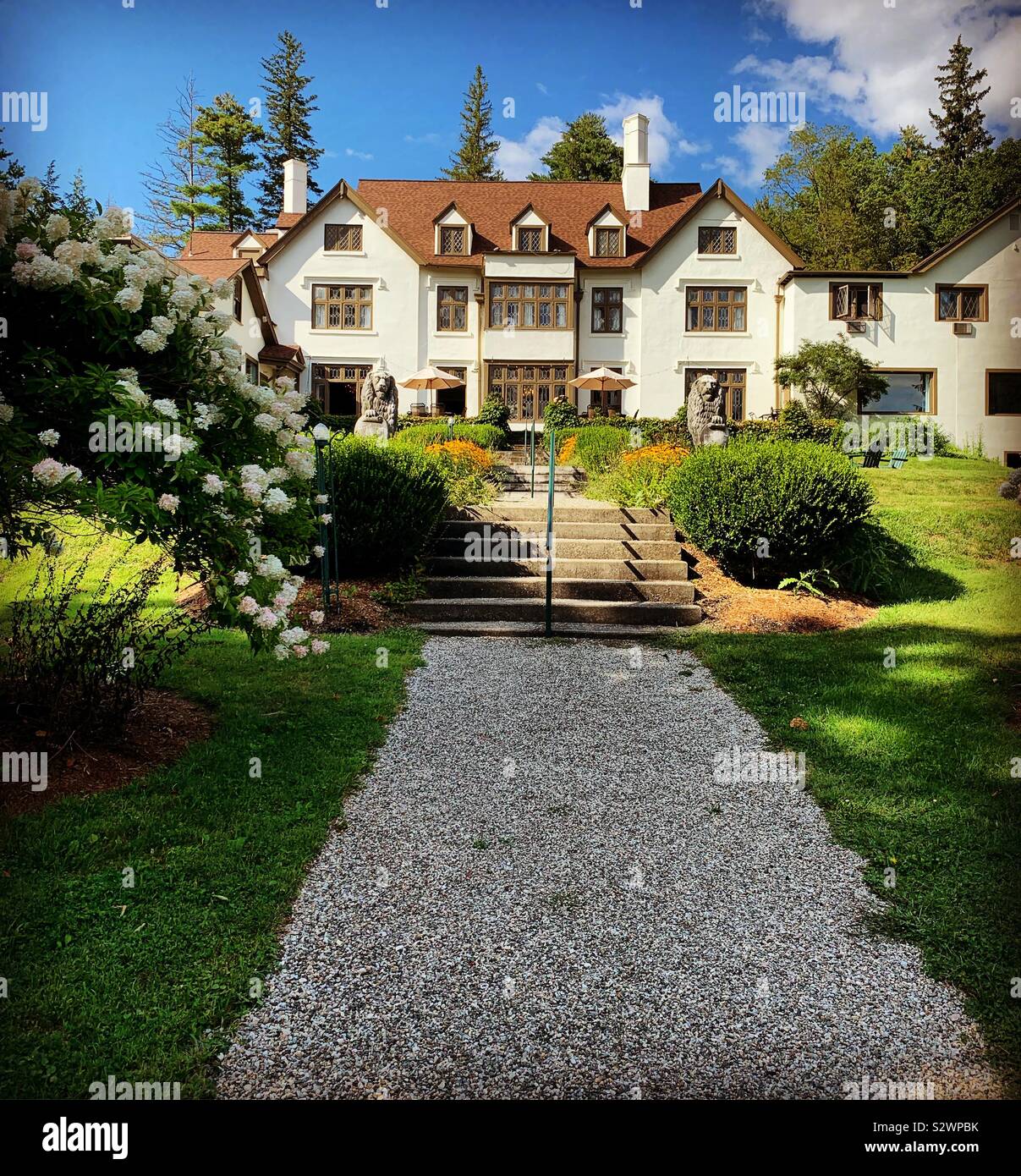 Seven hills inn hi-res stock photography and images - Alamy