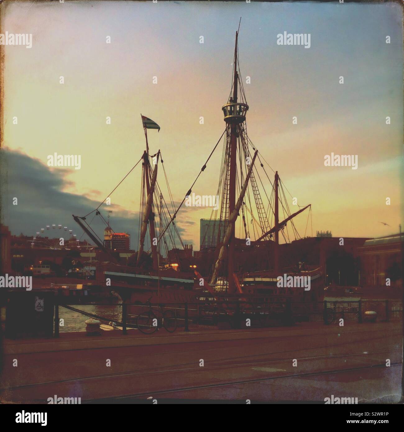 Bristol harbour replica ship matthew hi-res stock photography and ...