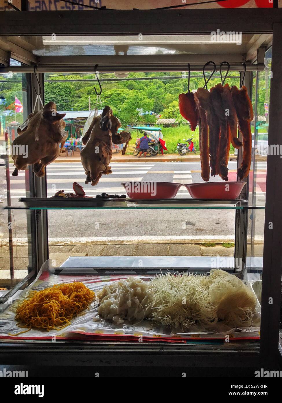 Noodle soup stall Thailand Stock Photo - Alamy