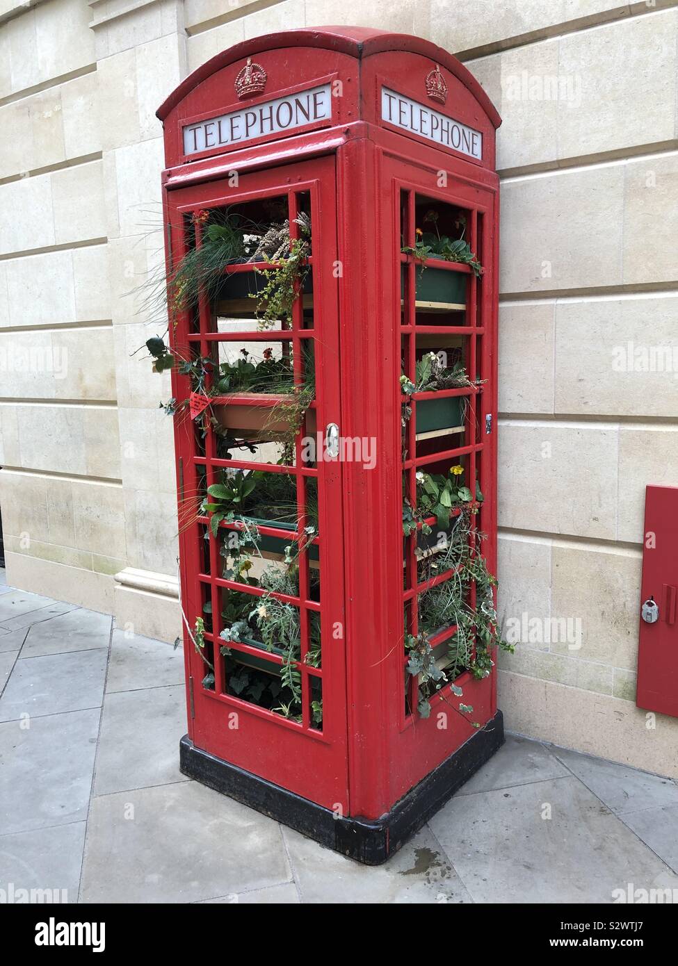 British Phone Box Stock Photo - Alamy
