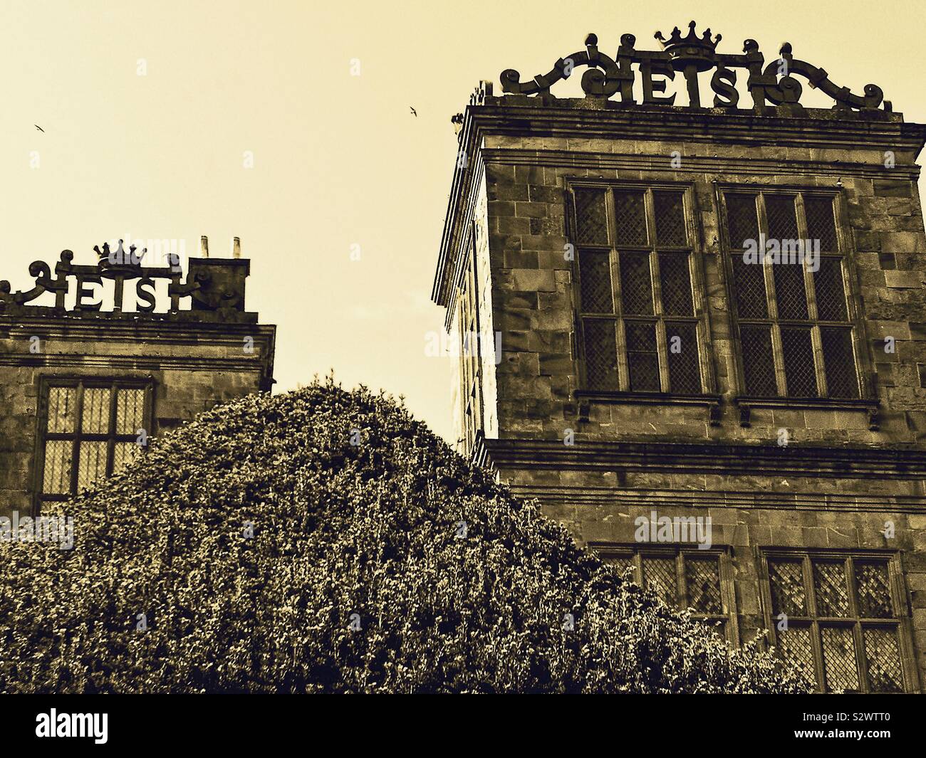 Hardwick Hall, Derbyshire, England. Grade 1 listed Elizabethan country ...