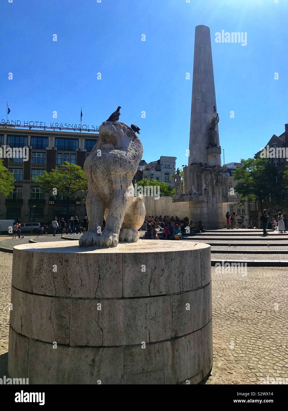 Dam square Amsterdam Stock Photo - Alamy