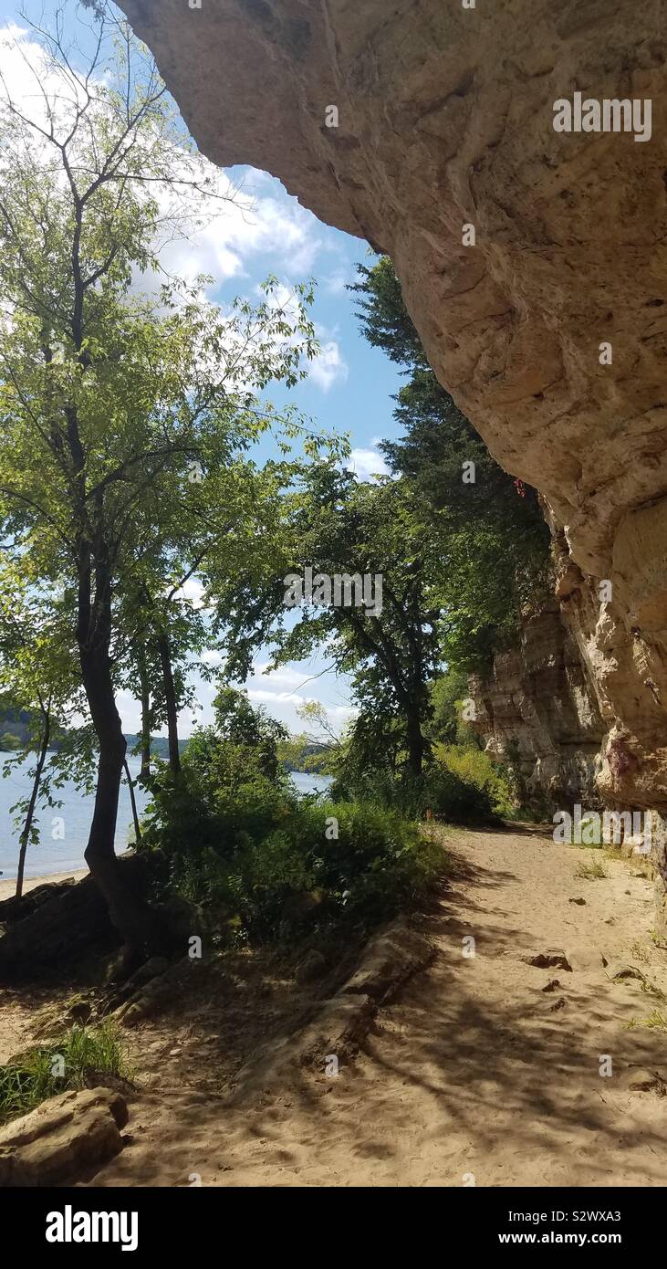 Hiking the cliffs along St. Croix River near Stillwater, Minnesota ...