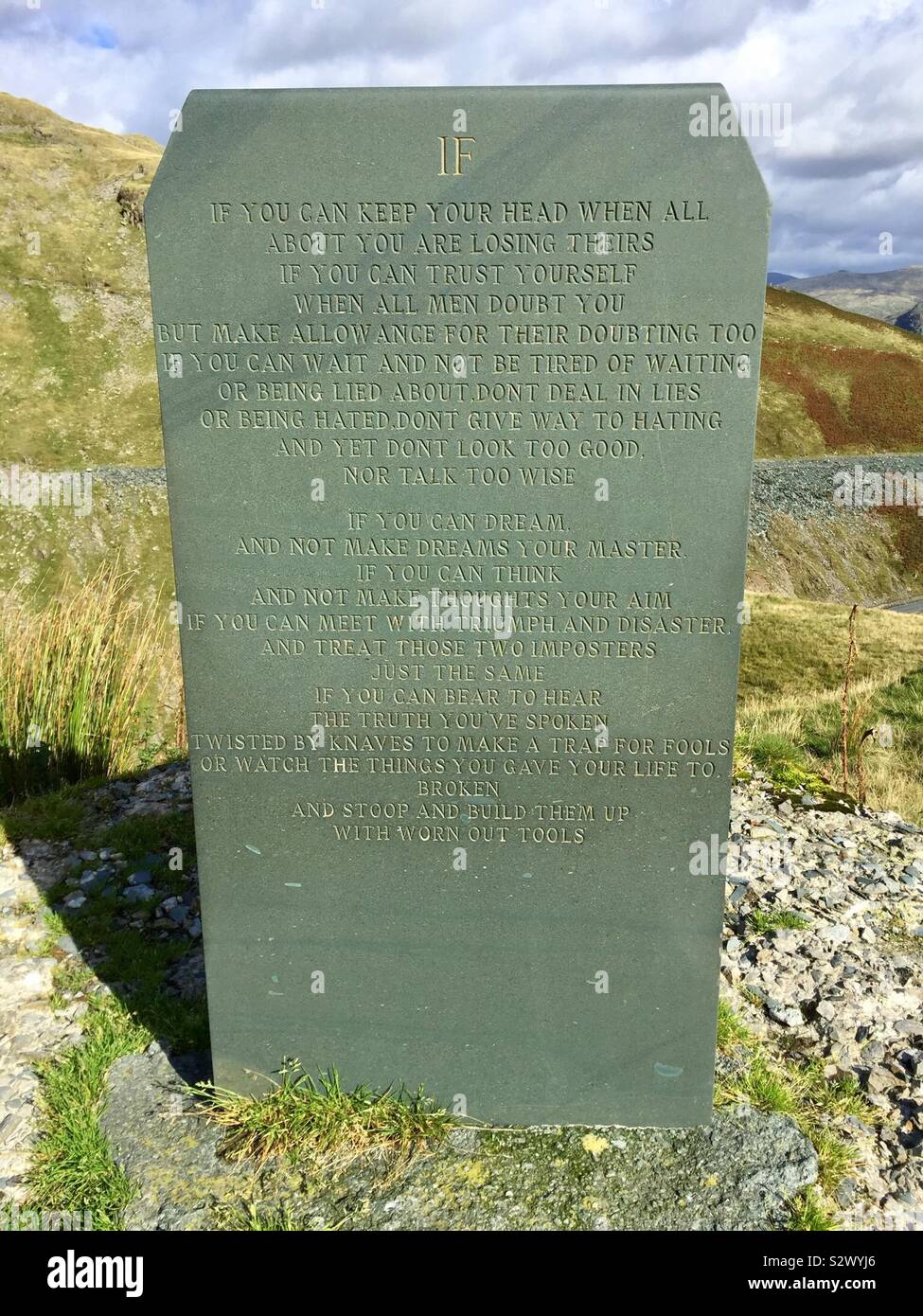 Headstone poem hi-res stock photography and images - Alamy