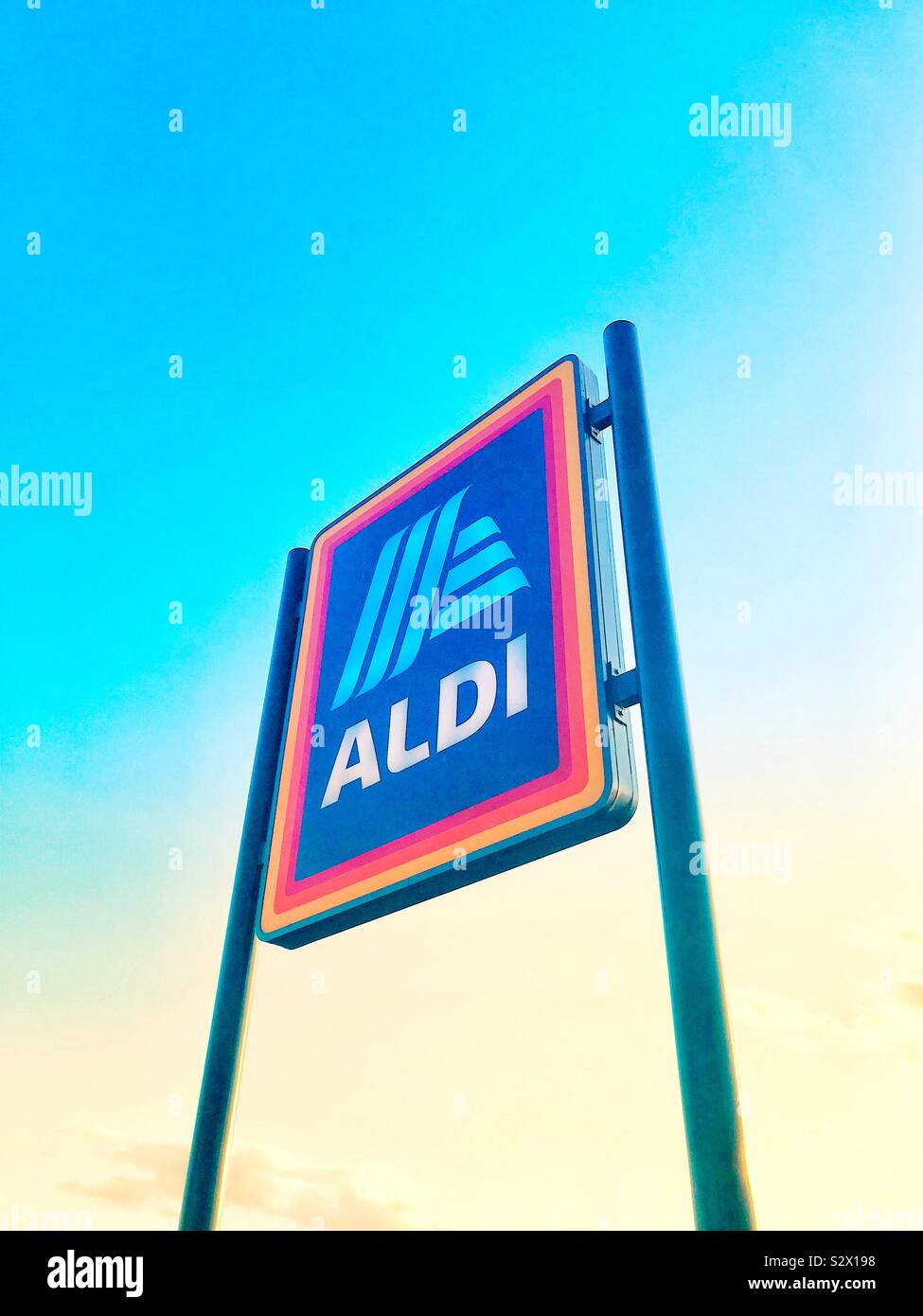 Aldi Logo Brand High Resolution Stock Photography and Images - Alamy