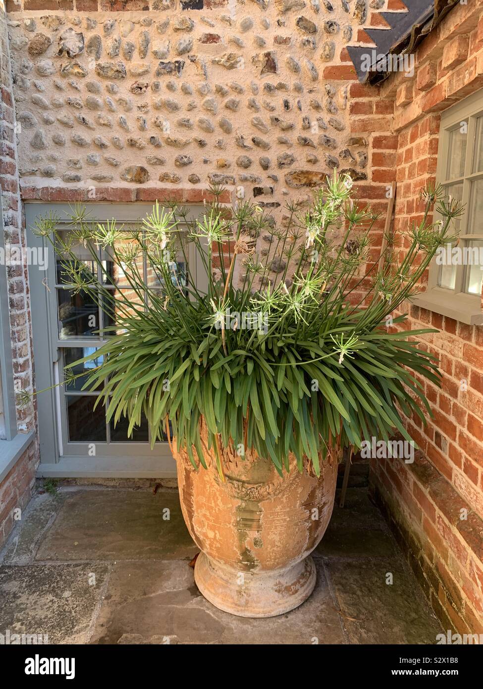 The Flint House High Resolution Stock Photography and Images - Alamy