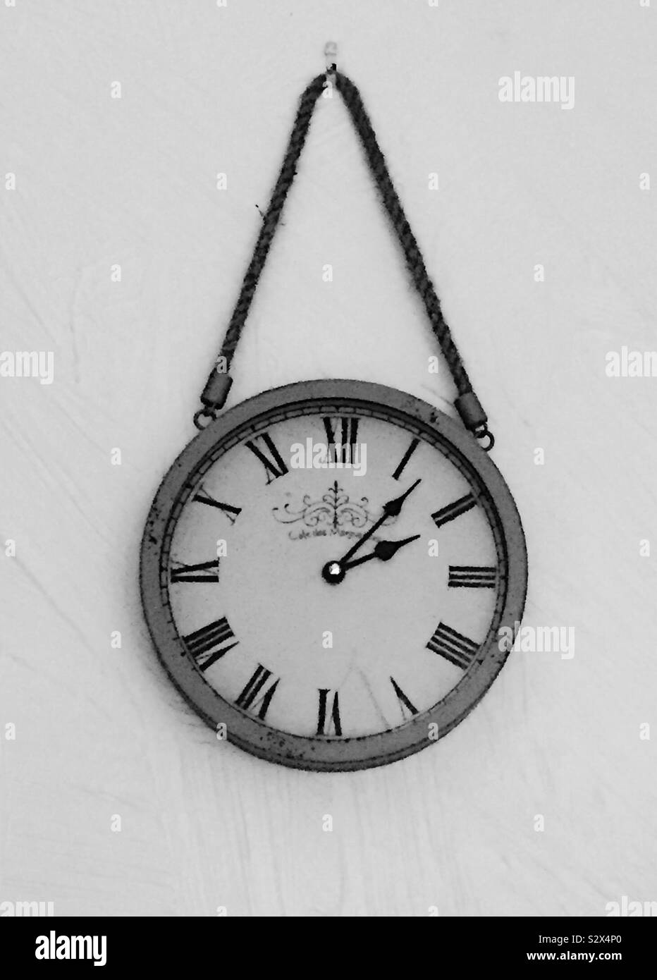 Black face clock Black and White Stock Photos & Images - Alamy