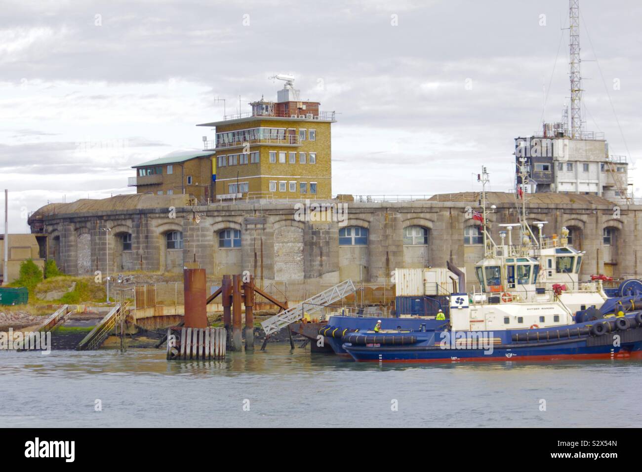 Sheerness dockyard hi-res stock photography and images - Alamy