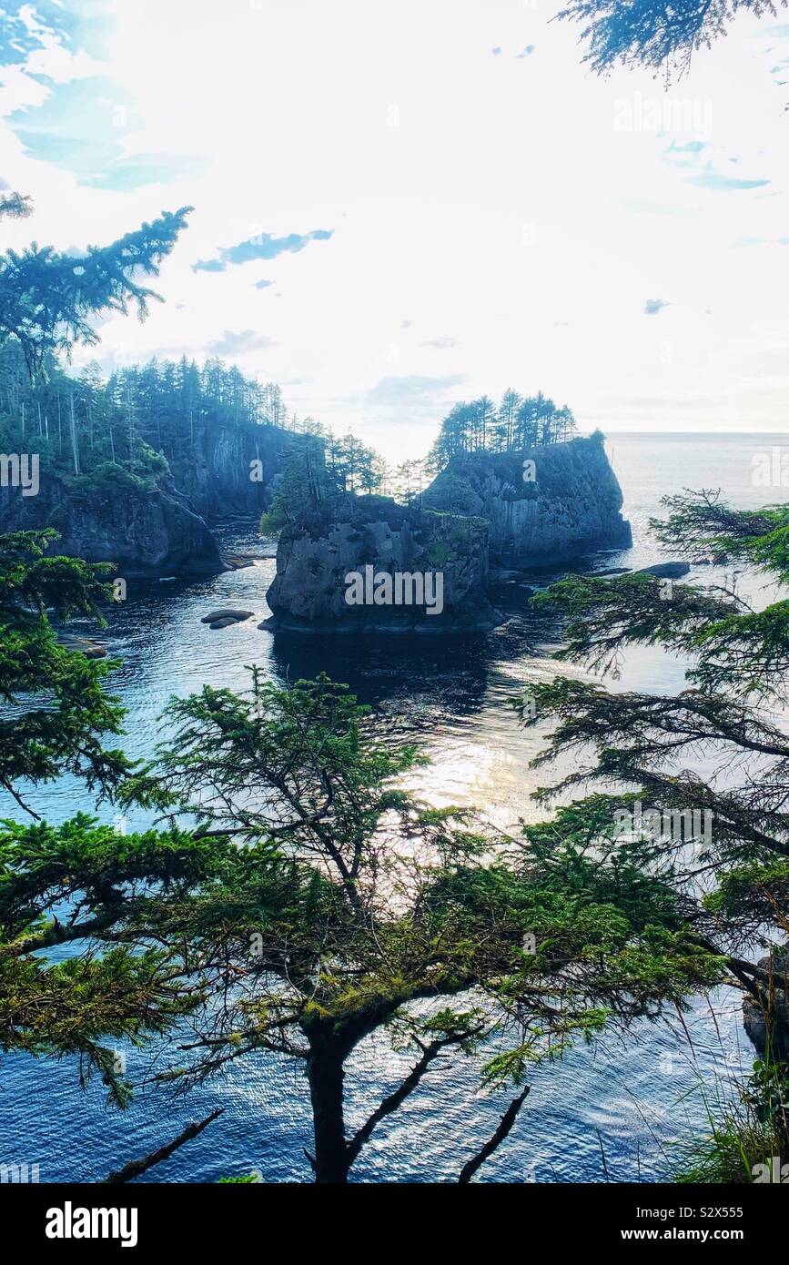 Epic island hi-res stock photography and images - Alamy