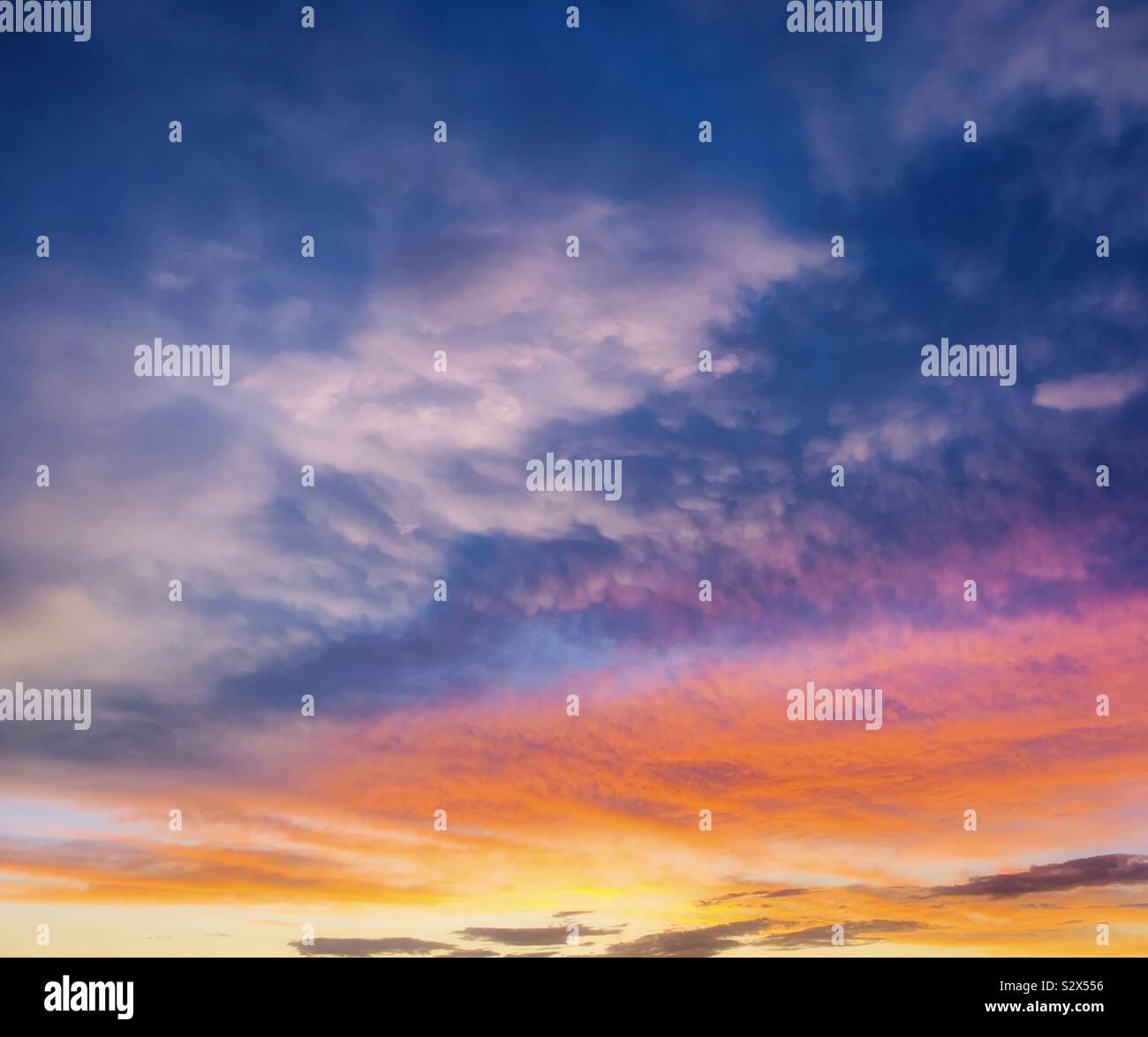 Pretty cool sunset hi-res stock photography and images - Alamy