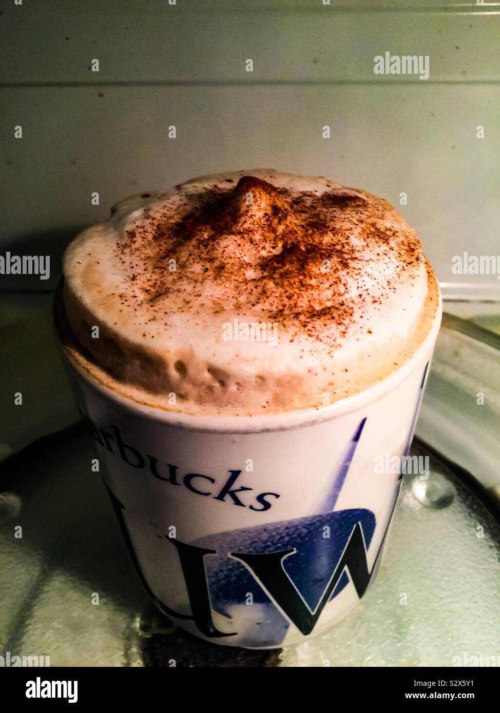 Coffee cup foam overflowing hi-res stock photography and images - Alamy