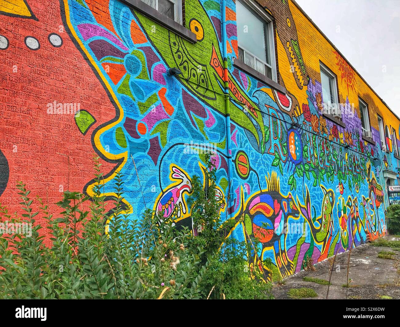 Indigenous building hi-res stock photography and images - Alamy