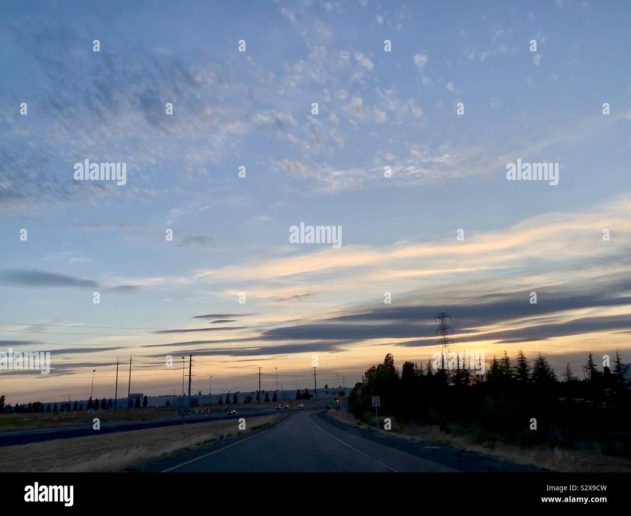 Drive into the sunset hi-res stock photography and images - Alamy