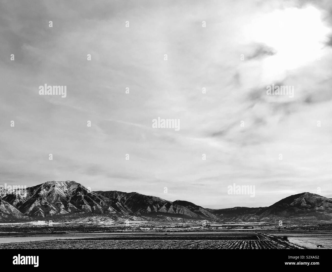 Frigid sky hi-res stock photography and images - Alamy