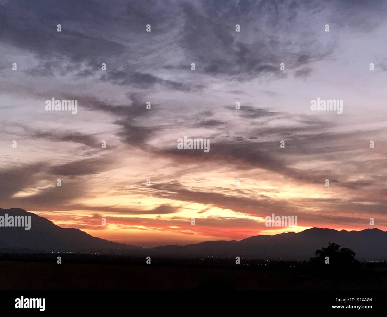 Fiery mountains hi-res stock photography and images - Alamy