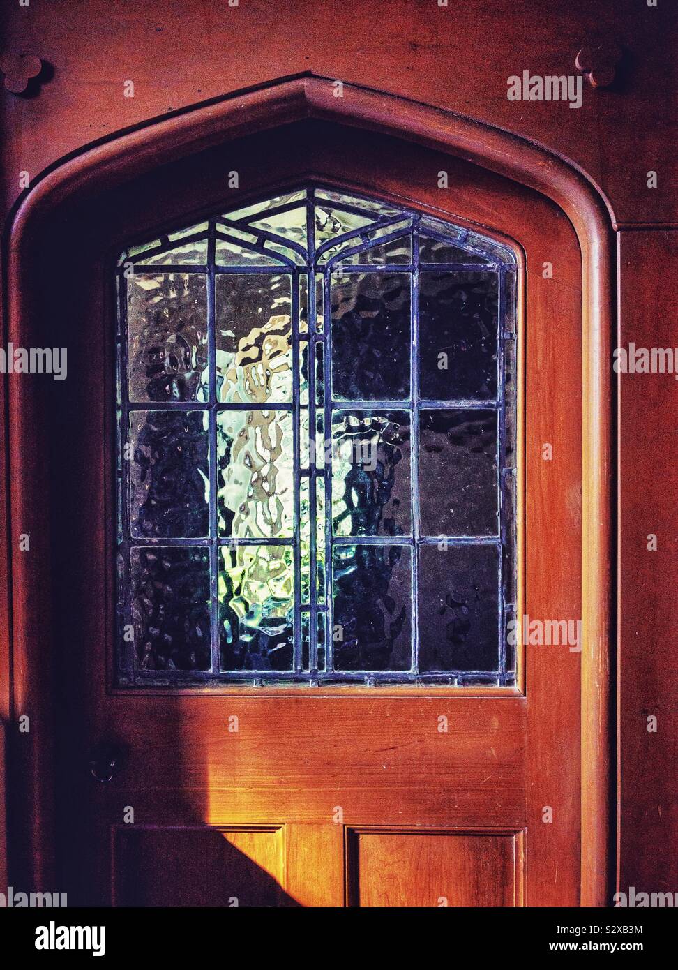 Closed glass windows hi-res stock photography and images - Alamy