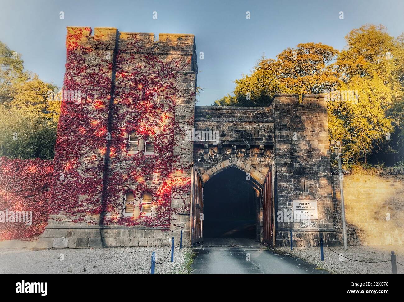 Back entry hi-res stock photography and images - Alamy