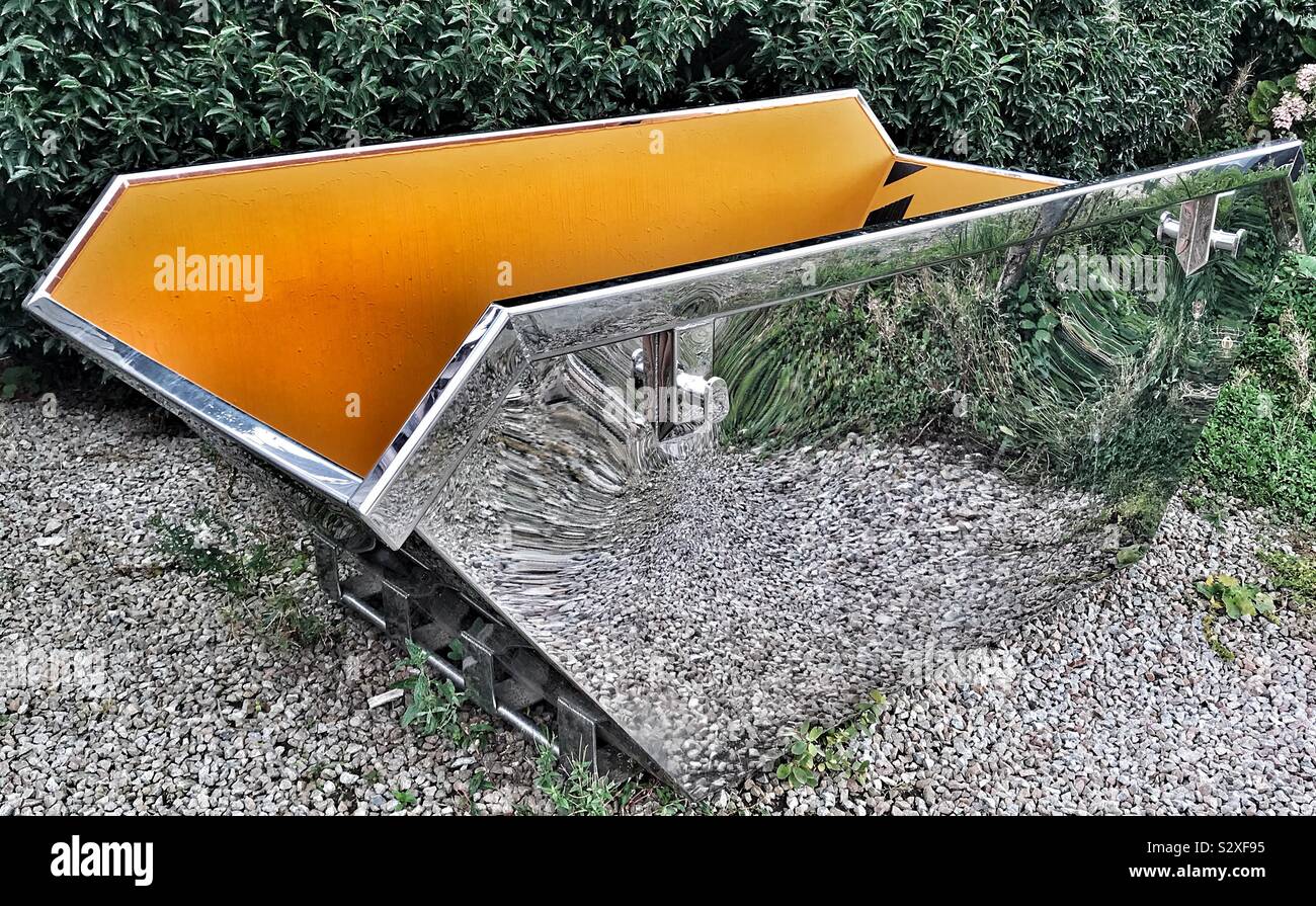 Skip Of Light Art Installation By Ian Penna A Commited Environmentalist ...