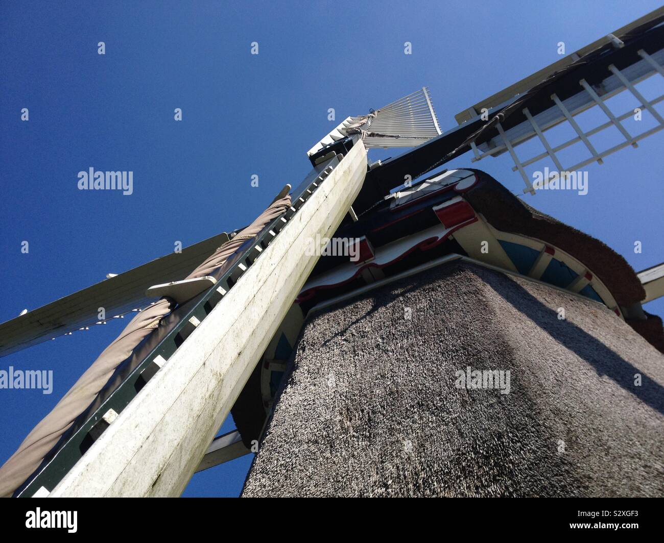 Dutch windmill sails hi-res stock photography and images - Alamy
