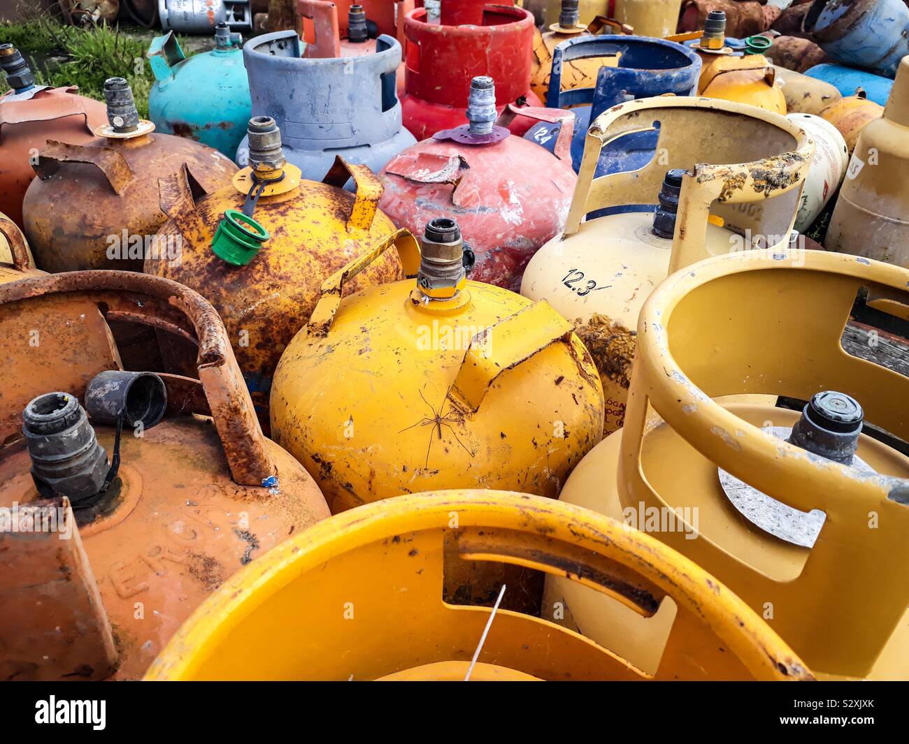 Butane gas bottle recycling hi-res stock photography and images - Alamy