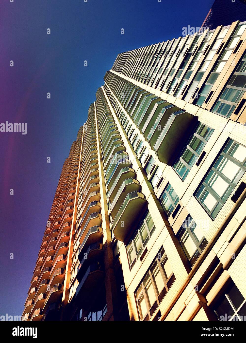 Is soaring apartment building in Times Square teachers balconies on ...