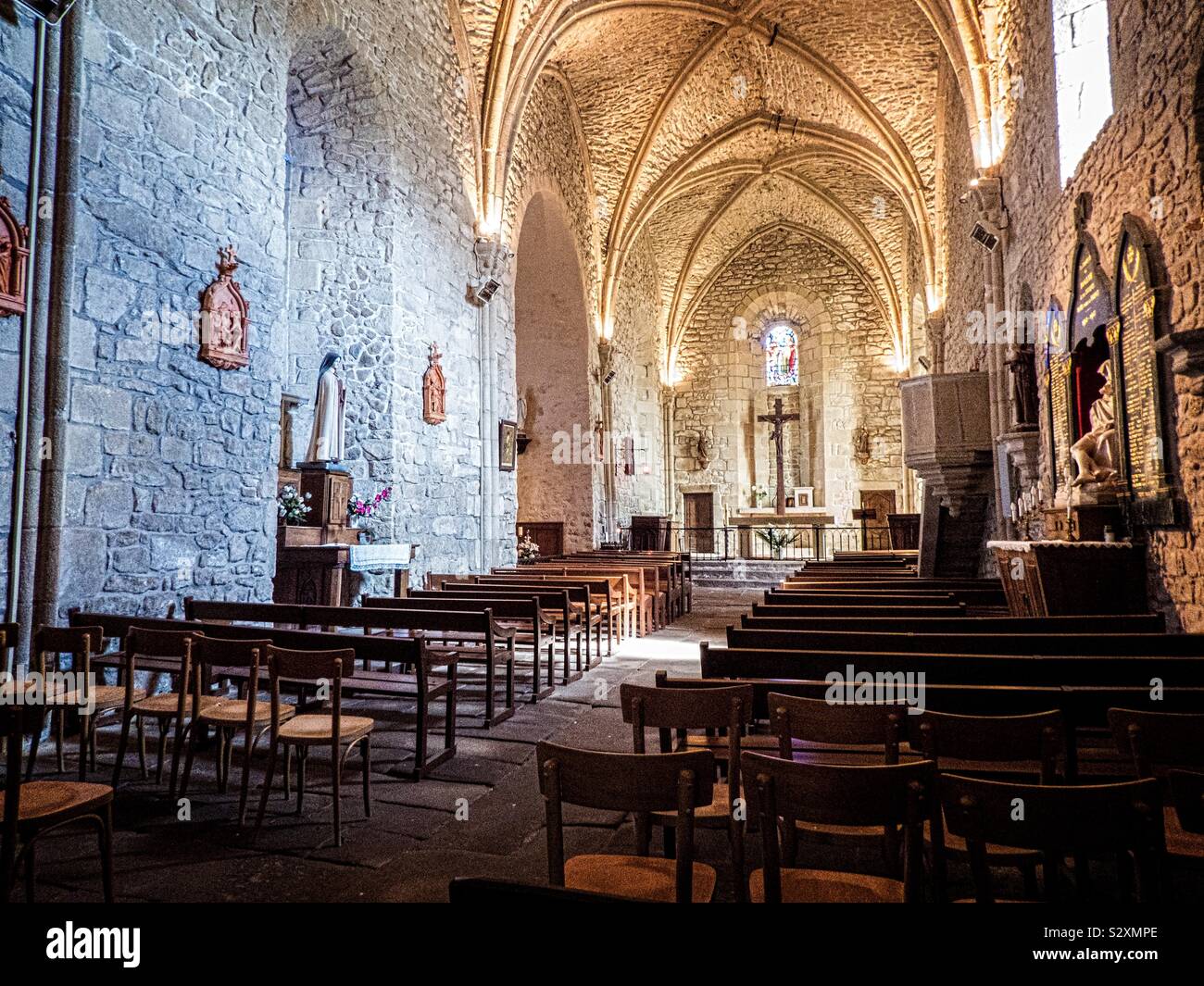 Medieval vault hi-res stock photography and images - Alamy