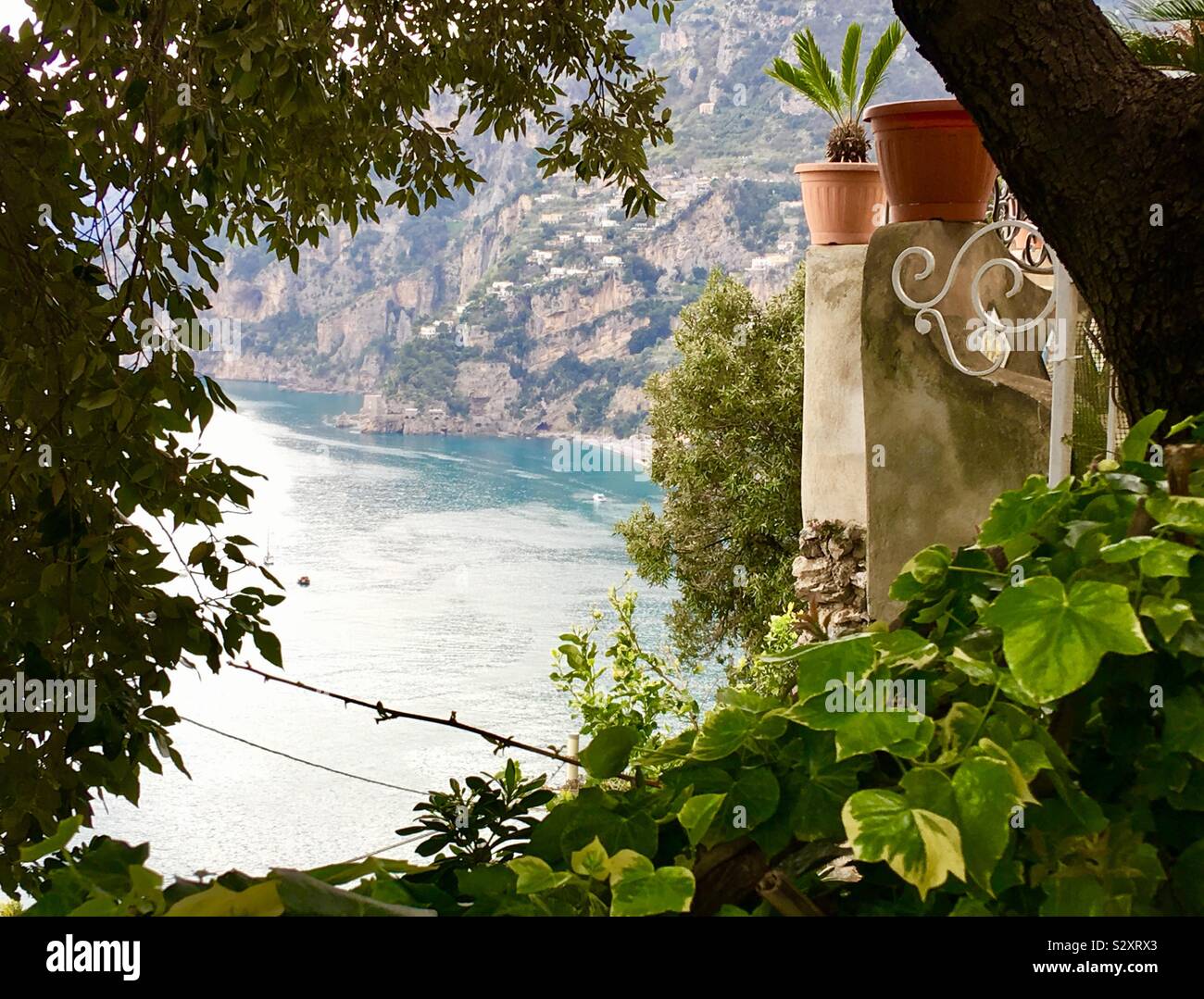 Breathtaking position hi-res stock photography and images - Alamy