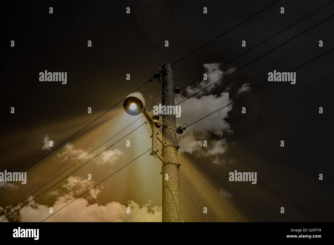 Creepy road night hi-res stock photography and images - Alamy