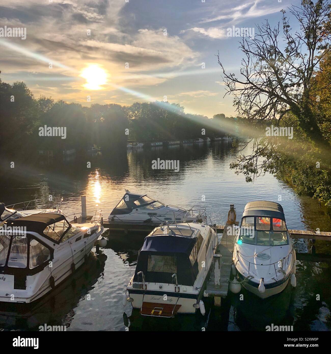 Cookham berkshire hi-res stock photography and images - Alamy