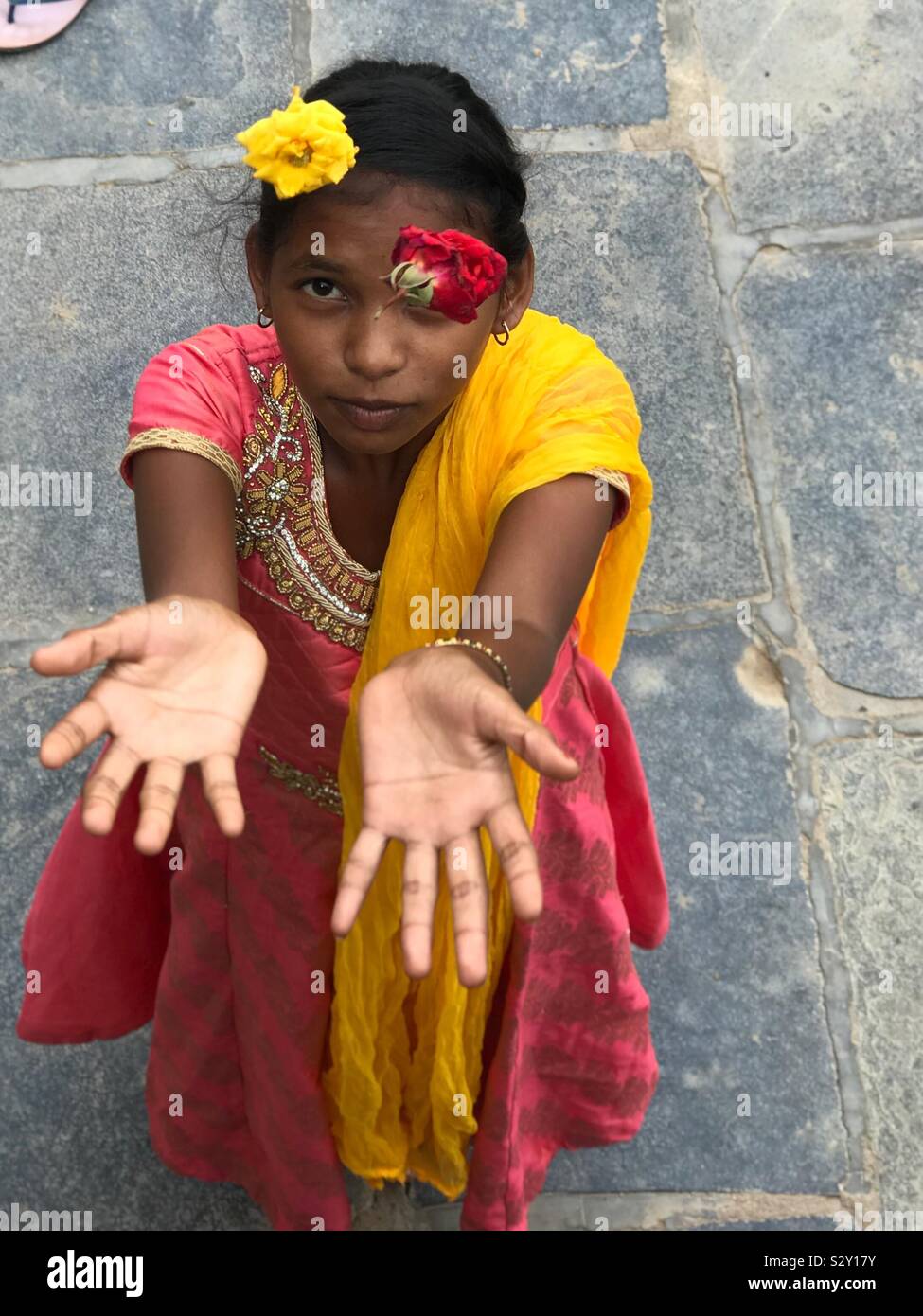 Catching hands hi-res stock photography and images - Alamy