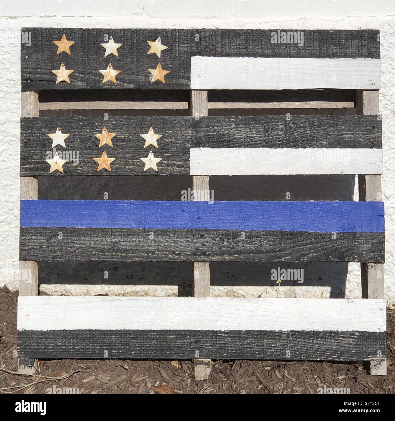Thin blue line pallet flag Stock Photo - Alamy