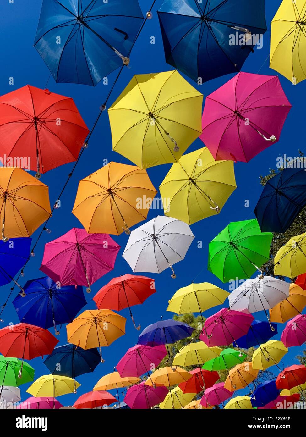 Umbrellas sky hi-res stock photography and images - Alamy