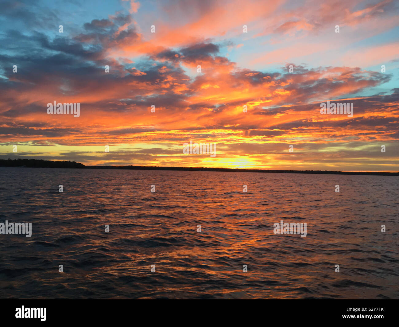 Lake mitchell hi-res stock photography and images - Alamy