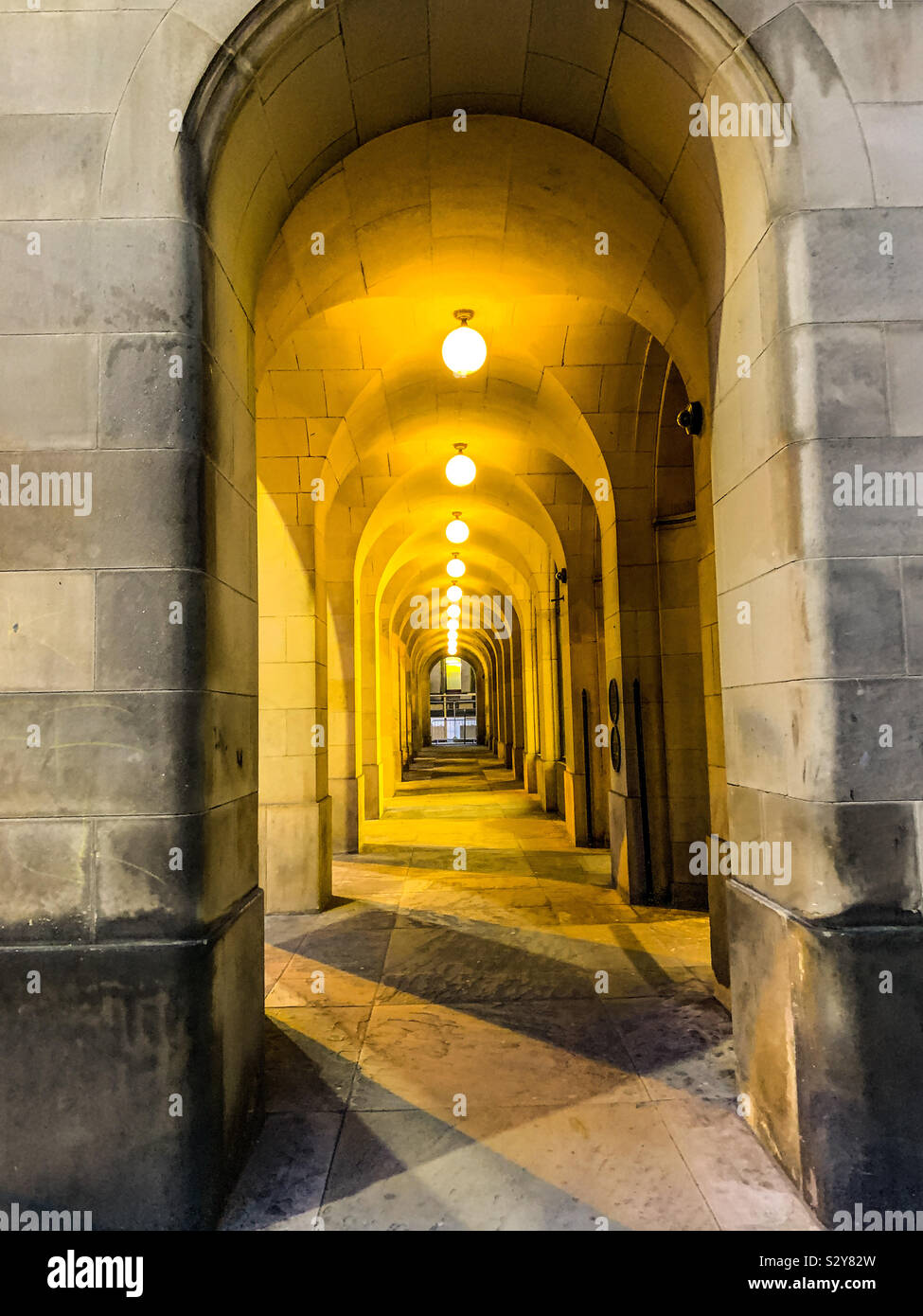 Manchester Town Hall archway extension Stock Photo - Alamy