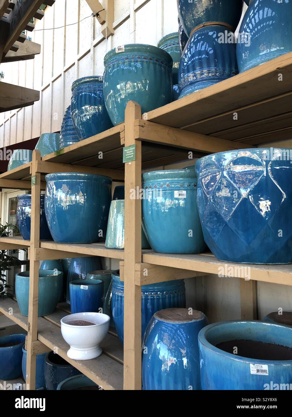 Blue shadows hi-res stock photography and images - Alamy