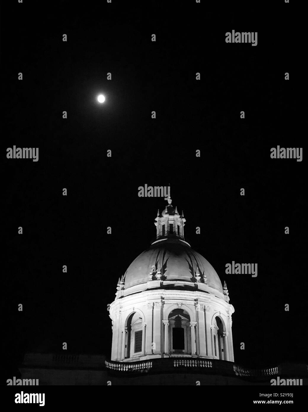 Black and white building architecture black and white smartphone stock ...