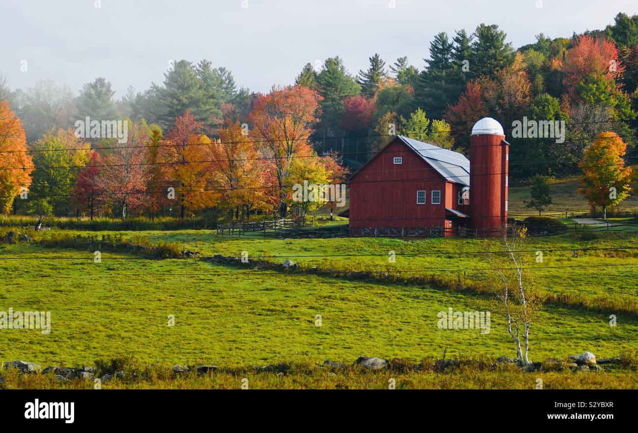 Vermont Farm Barn High Resolution Stock Photography and Images - Alamy