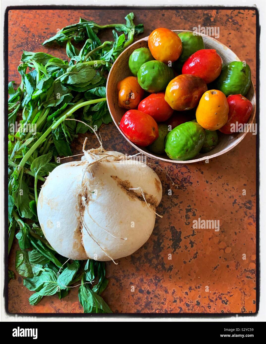 Jicama hi-res stock photography and images - Alamy