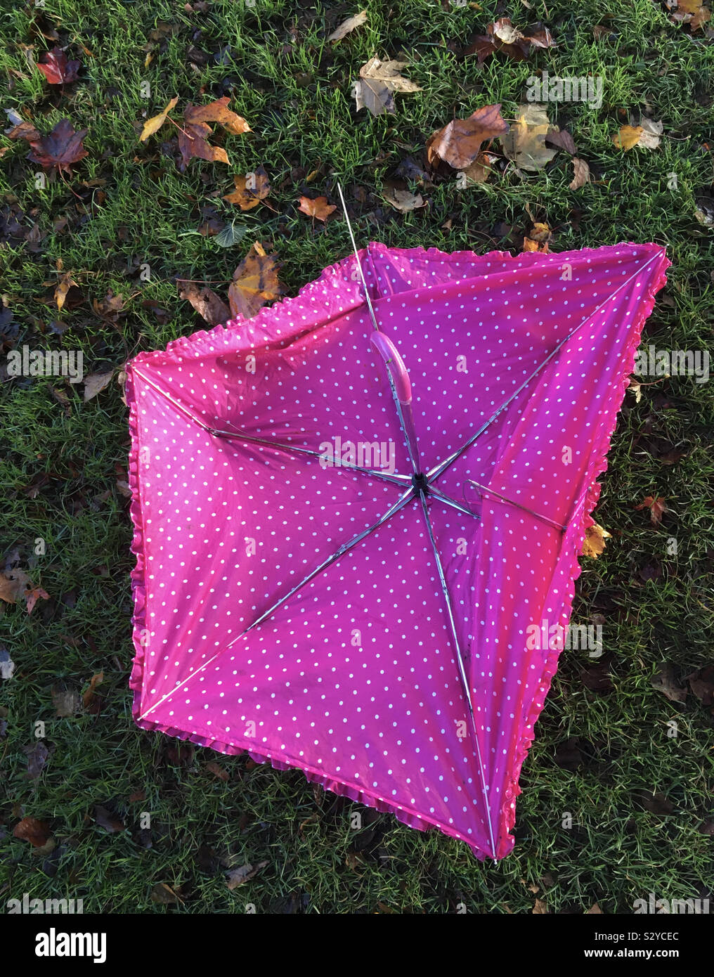 Broken umbrella hi-res stock photography and images - Alamy